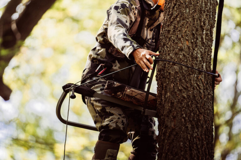 Hero - Stand - BU - Bowhunters United Bowhunters United